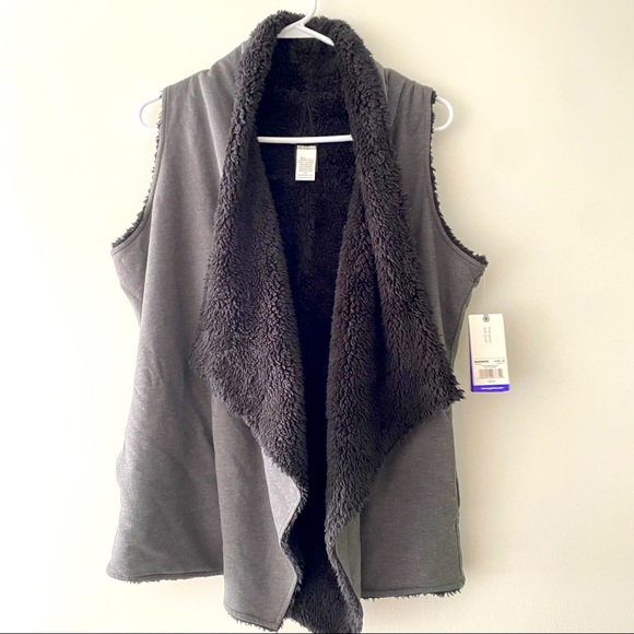 GAIAM | Jackets & Coats | Gaiam Studio To Street Reversible Vest | Poshmark